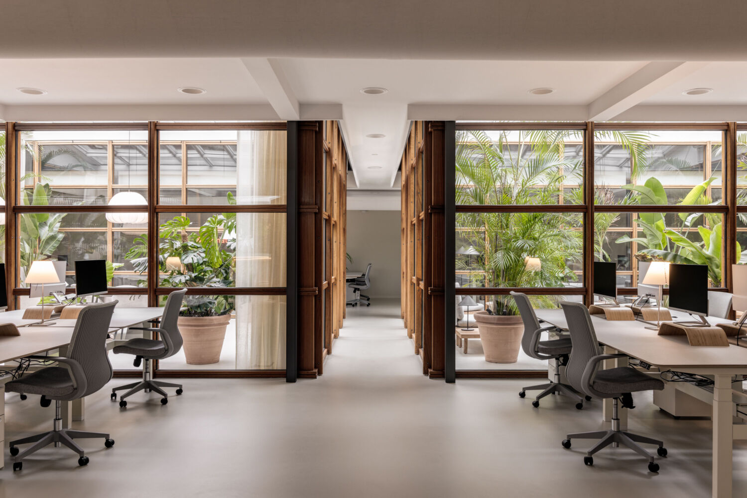 Office Media Group by Studio Robin Sluijzer